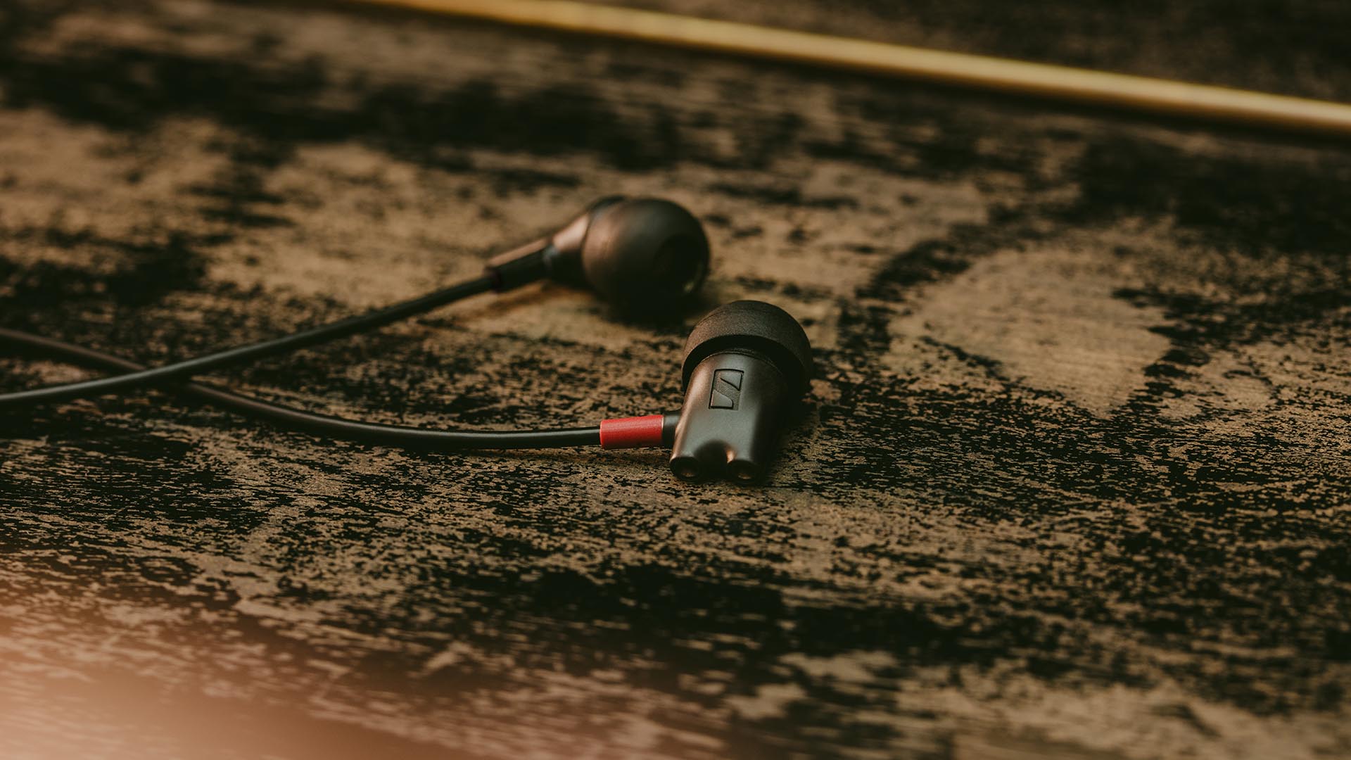 TEST: Sennheiser IE 800 S - Klassikern, för både tekniker och musikälskare