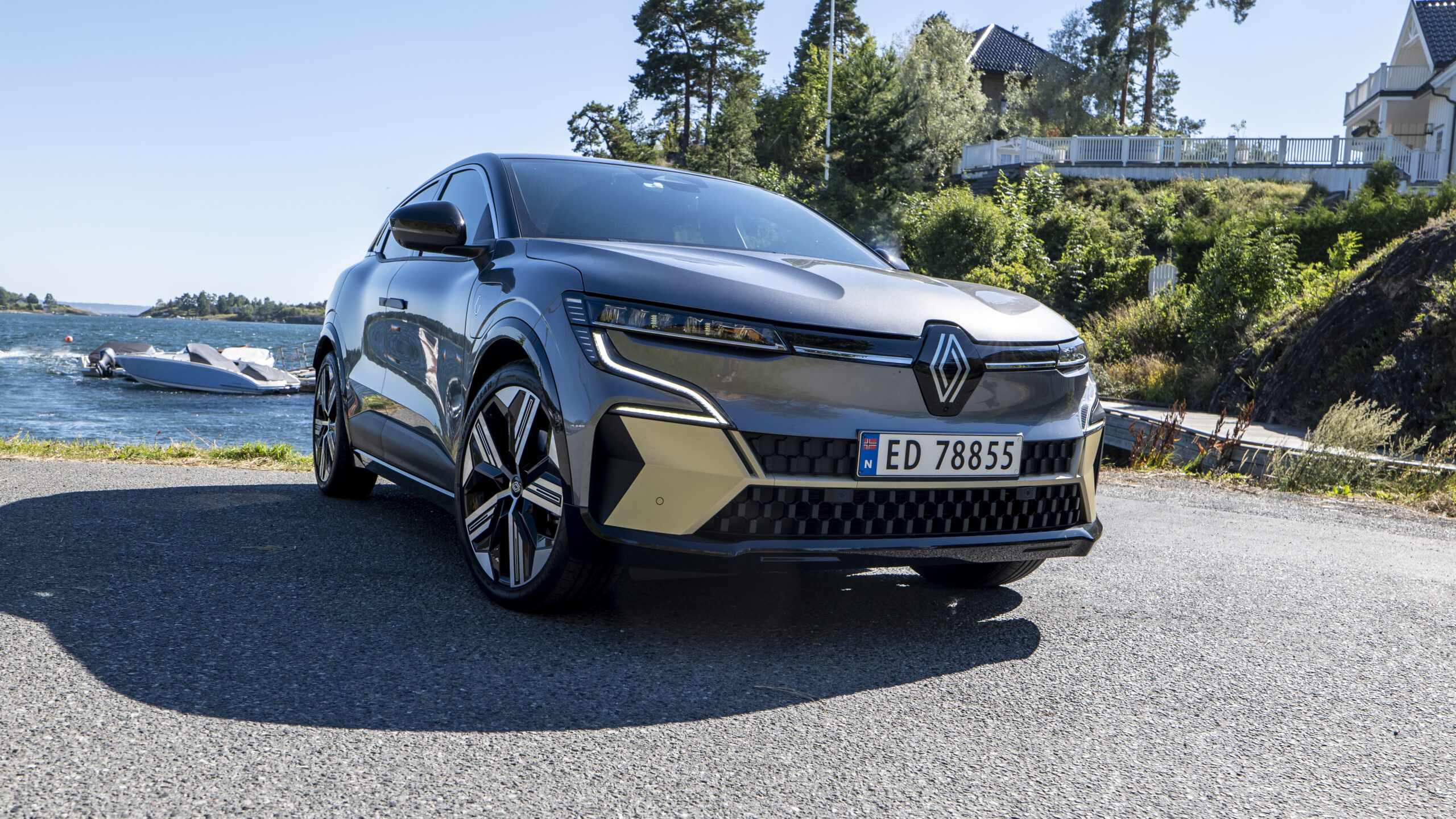 TEST: Renault Megane E-Tech – Läcker kompaktbil