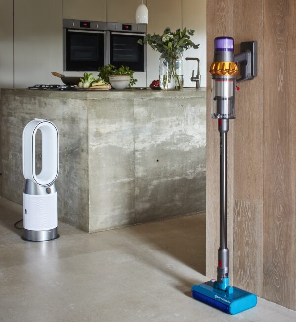 TEST: Dyson V15s Detect Submarine - Tveksam våtrengöring